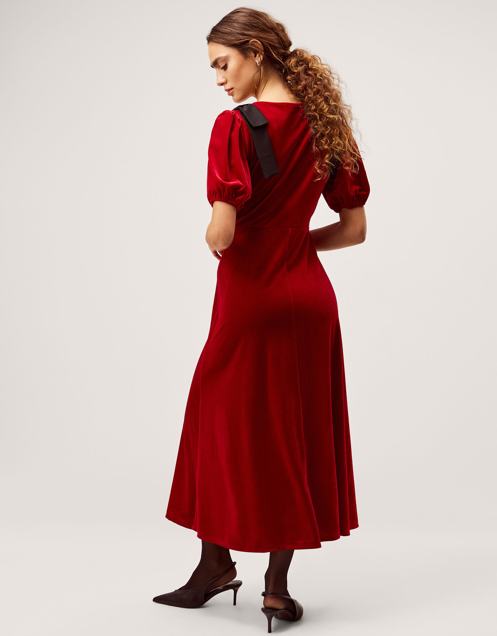 Betty Bow Velvet Midi Dress Red