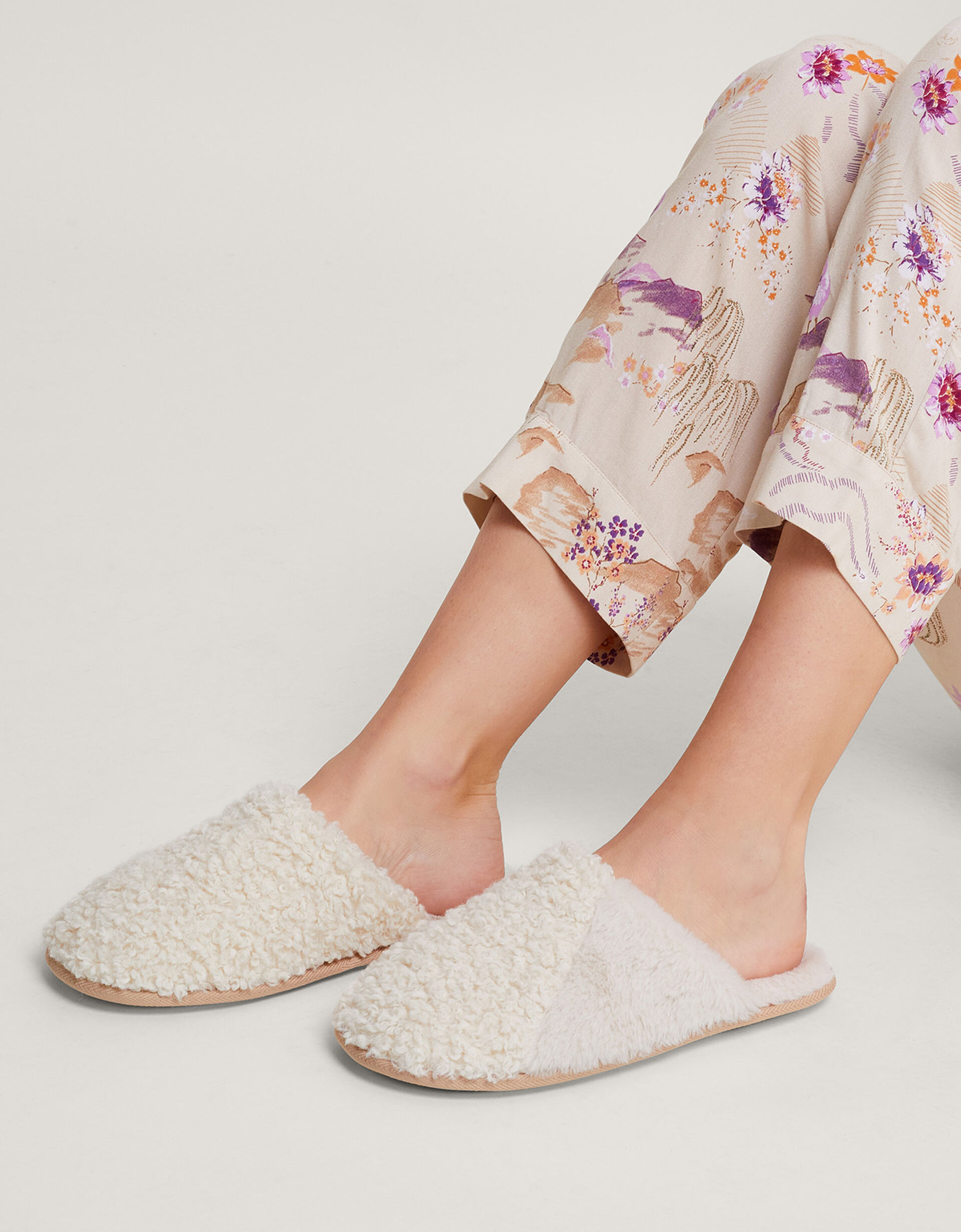 Boucle Mule Slippers Cream
