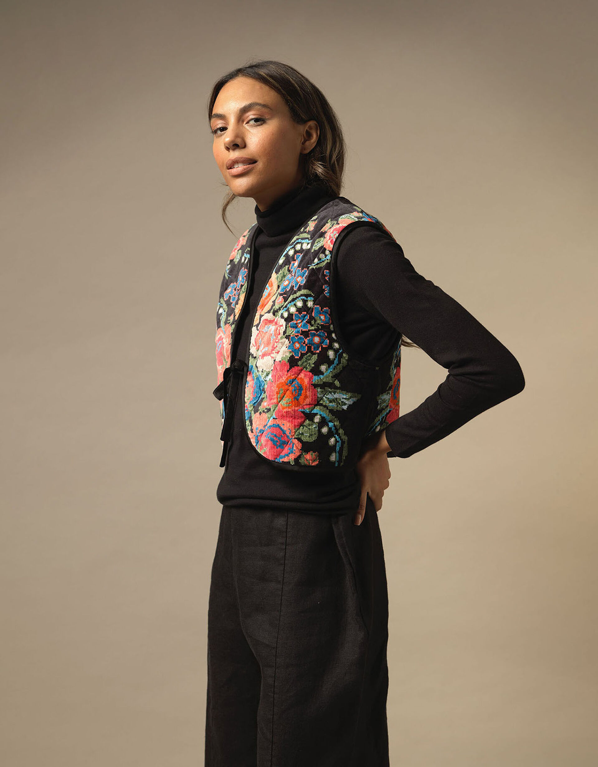 One Hundred Stars Flower Print Gilet Black