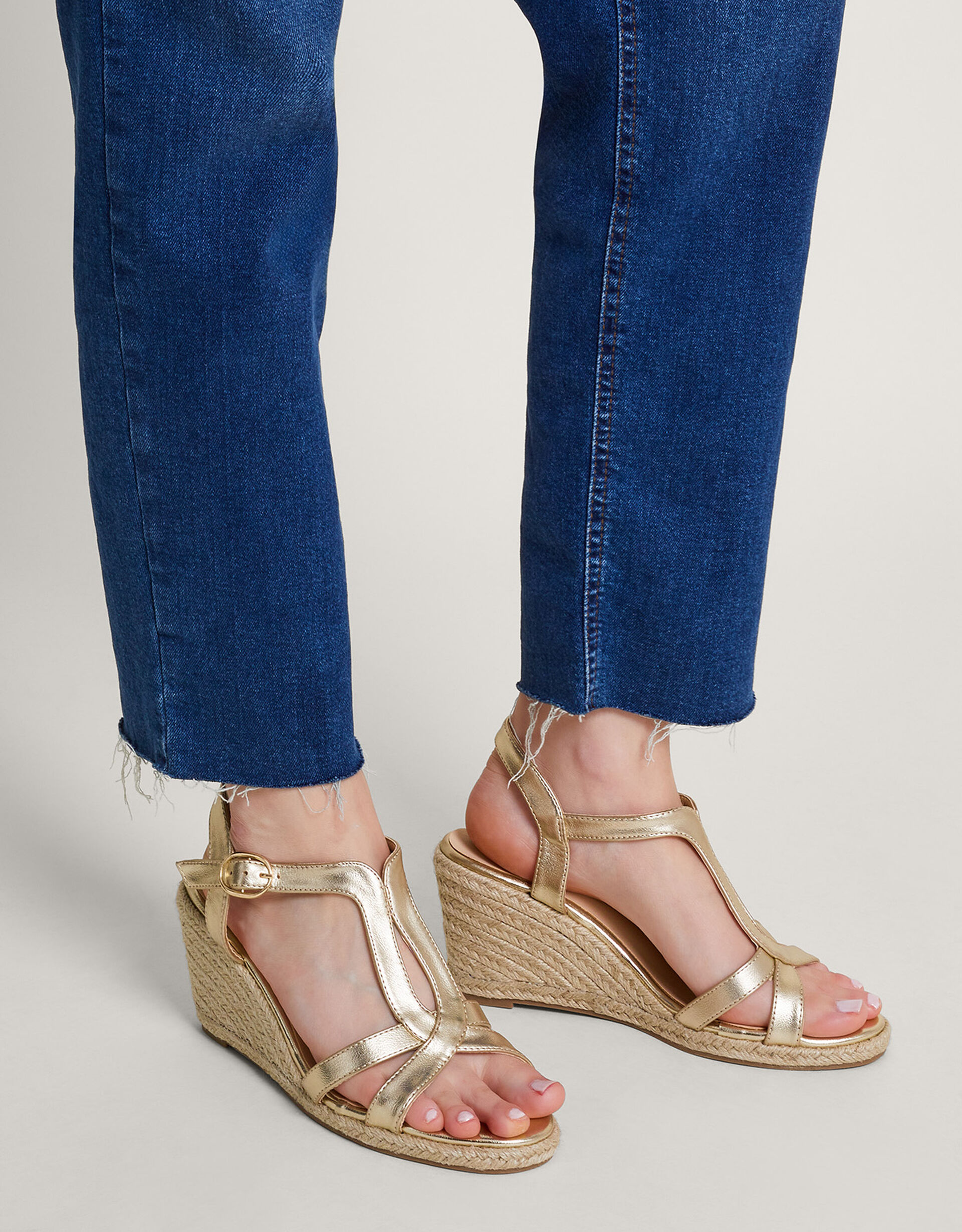 Carmela Twist Wedges Gold