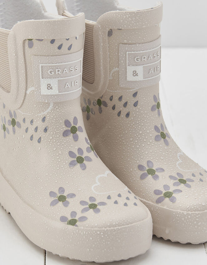 Grass and Air Colour-Revealing Wellies Cream