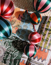 Anna and Nina Large Threaded Bauble